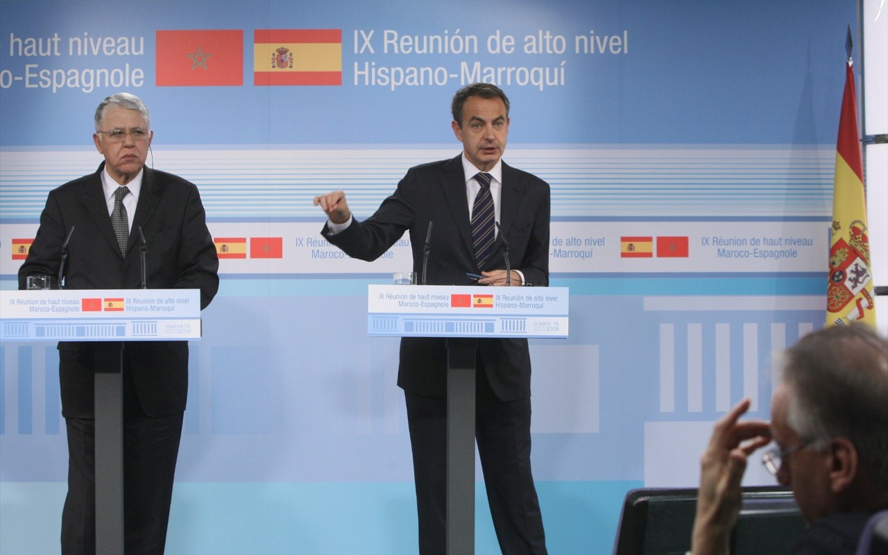 Próxenos III. El desfile de los felones